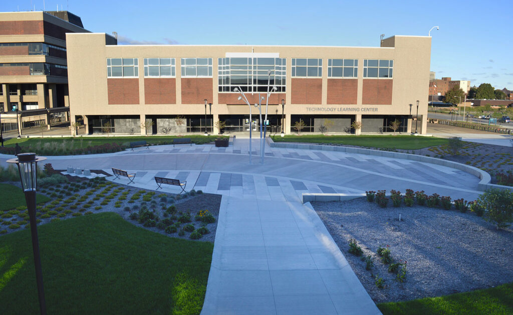 Tri-C Metro Campus NE Plaza 3 – Cold Harbor Building Company